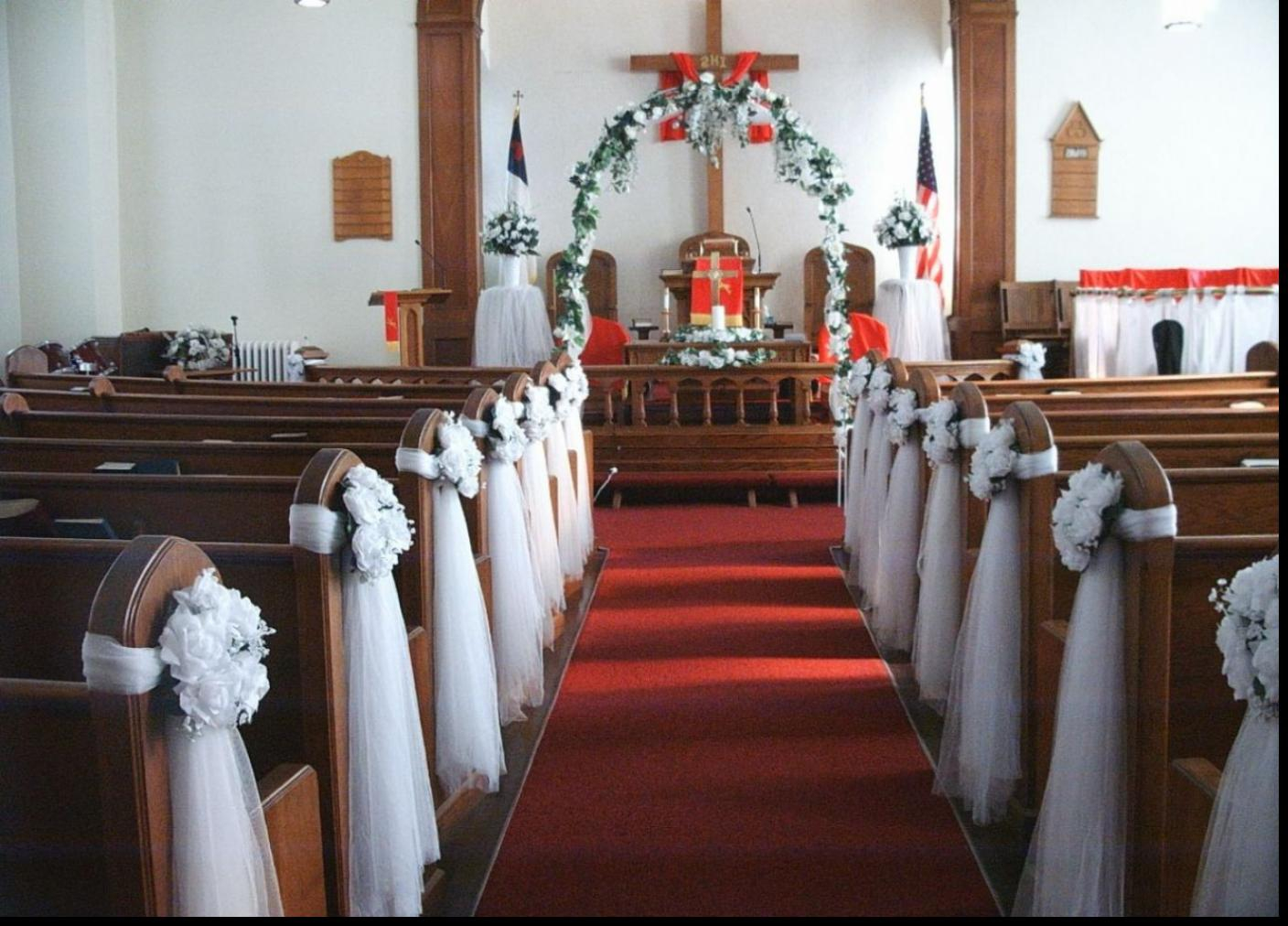24+ Elegant Photo of Simple Church Wedding Decorations - denchaihosp.com